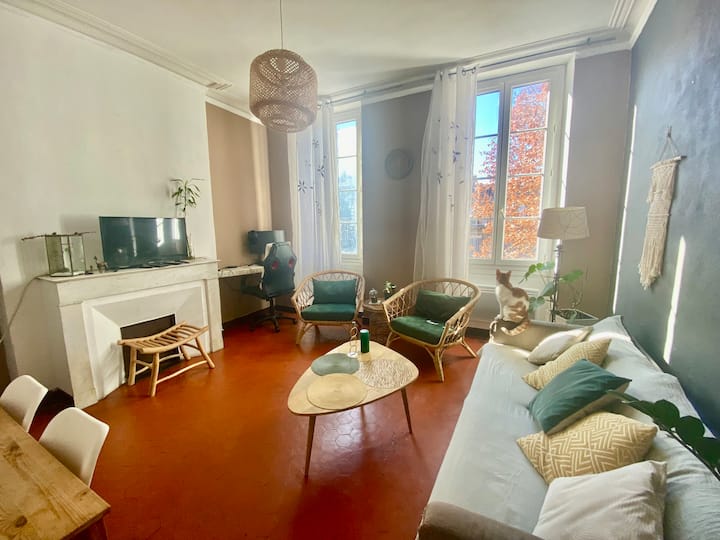 Chambre Lumineuse - Cours Julien - Plaine - Calanques de Marseille