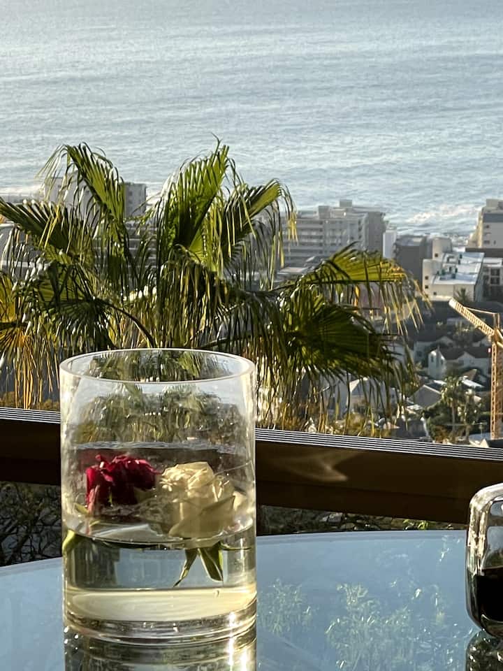 Oceanview*5br/6ba*villa W/pool&sauna*nearbeach180° - Camps Bay