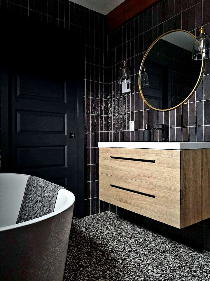 Modern Full Home Getaway | Red Point Retreat - Bonavista