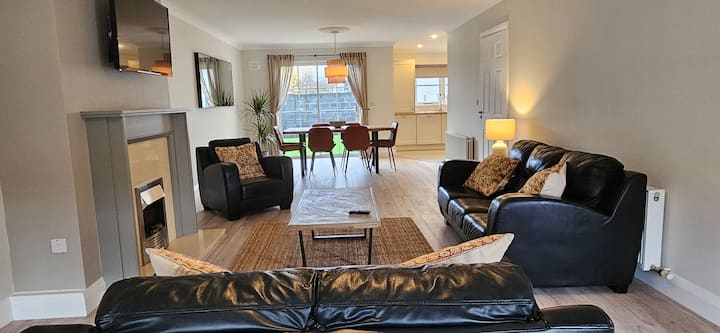 Bunratty Town House No 4 - Shannon