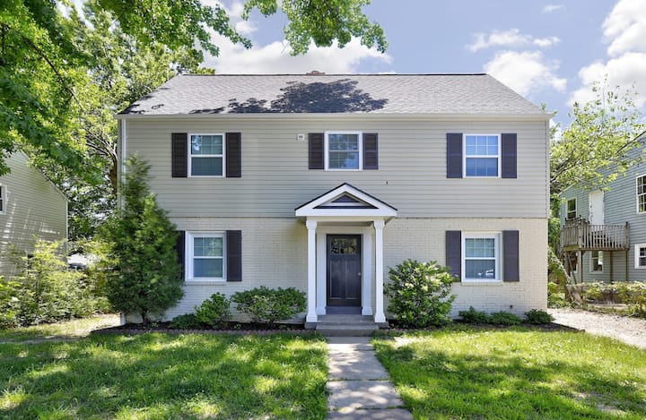 2 Bd 1 Bth Near Dc & Pentagon! 7002 - Marymount University, Arlington