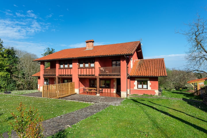 Primorías Llanes 2, Casa Con Jardín, 10 Plazas - Llanes