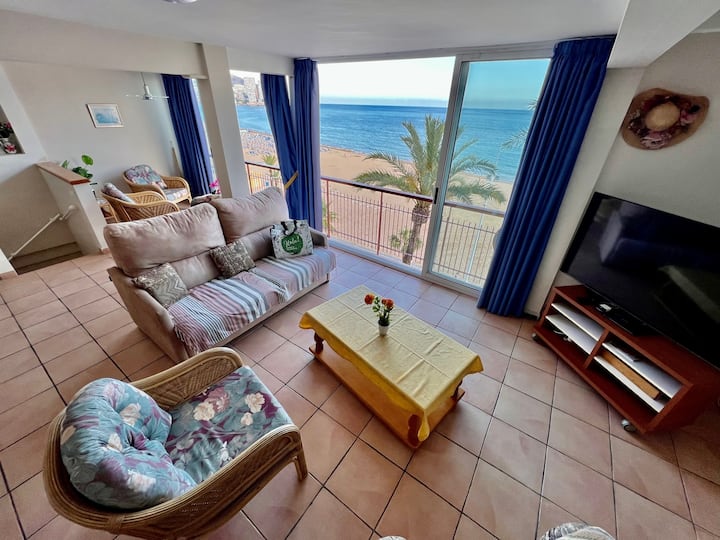Sand, Sea, Sun, Relaxation And Spanish Cuisine - Benidorm