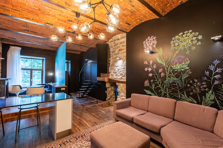 Nuns Monastery Tower+4 Br+sauna, In Old Town - Tallinn