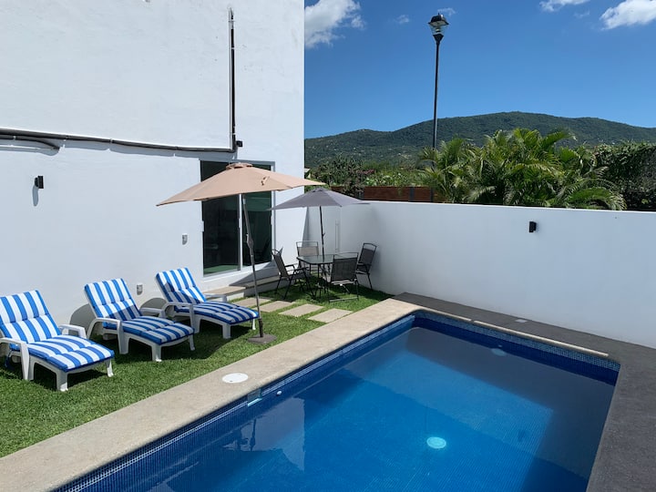 Casa W/ A/c, Rooftop Patio, Grill, Private Pool - Jiutepec