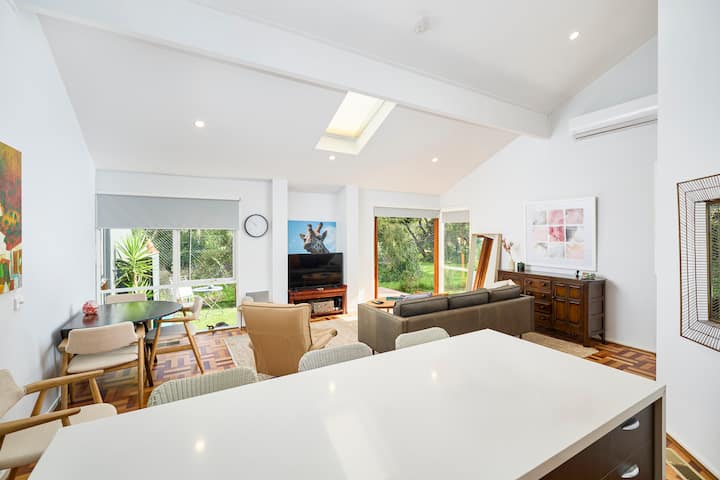 Bush View, Cosy, Warm, Bright, Home Away From Home - Mordialloc