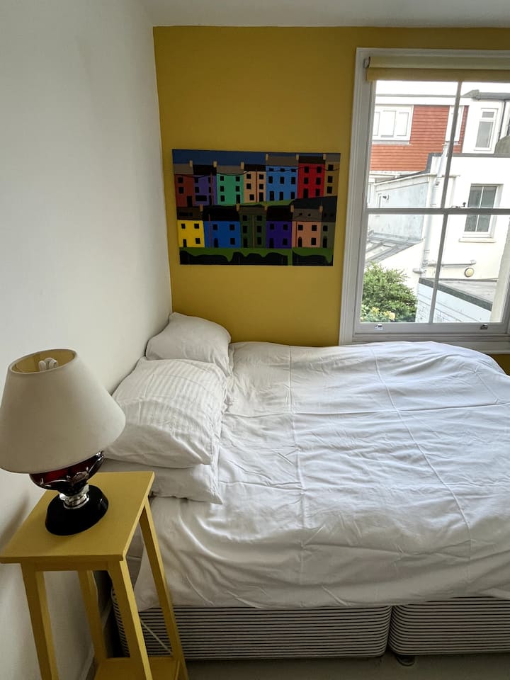 Room In 1865 Terraced House In Brighton - Brighton