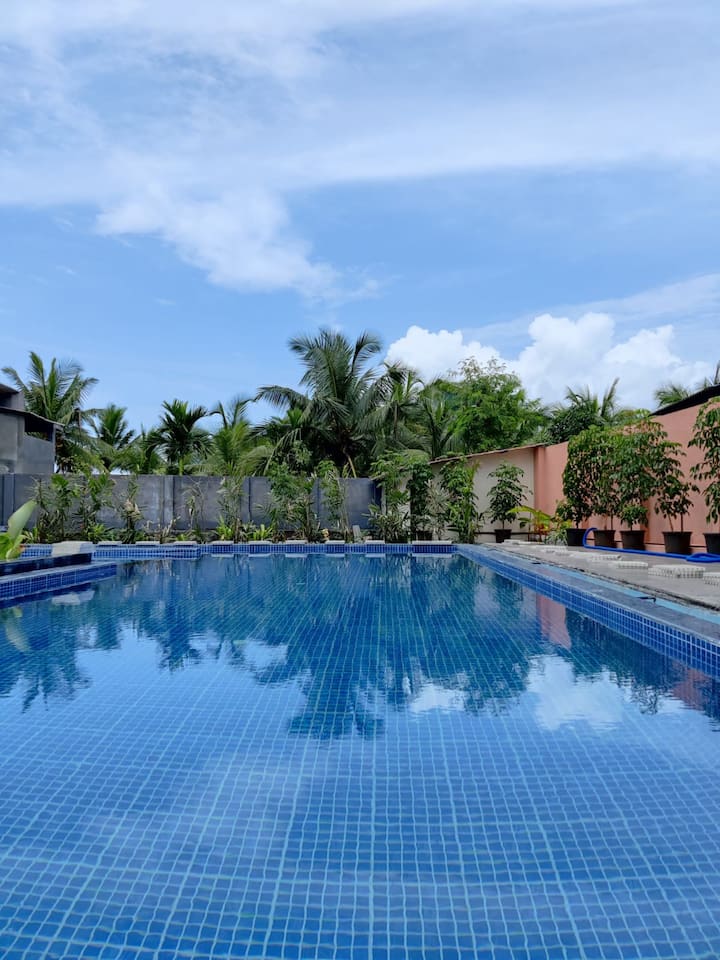 The Blue Sky - Couple Room -  Near To Beach-alibag - Alibag