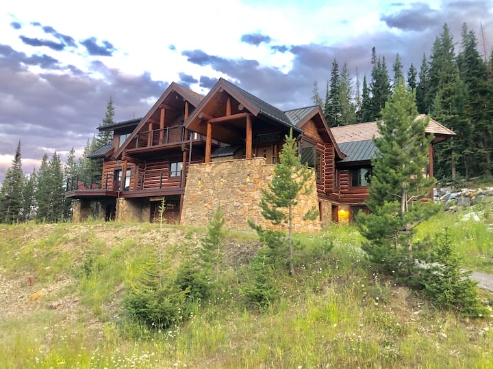 Luxury Ski In/out Log Cabin - Super Prime Location - Big Sky, MT