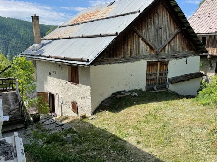 Chalet Avec Vue Sur Le Fort De Château Queyras - Lac des Cordes