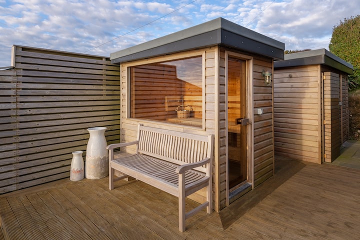 10 Best Luxury Cabins In Cornwall, UK - Updated 2025 | Trip101