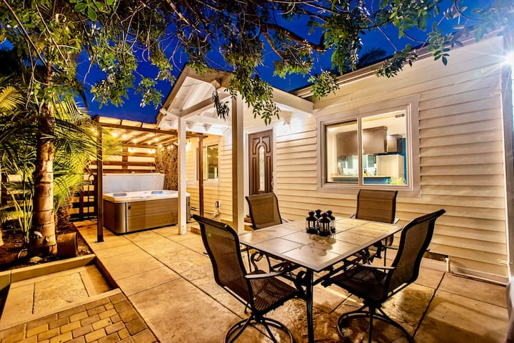 Beautiful House In Hillcrest With Tub Parking Ac - San Diego, CA