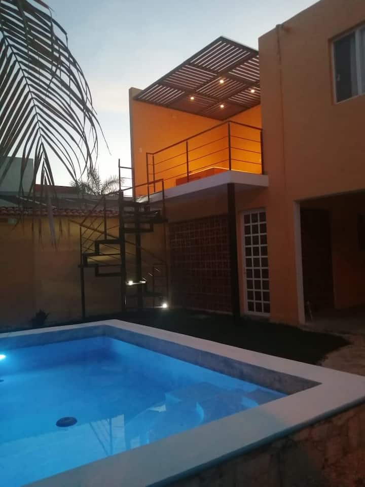 Casa Uxmal,  Mérida, Yucatán. - Mérida