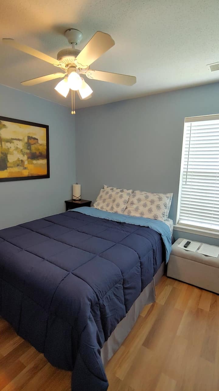 Blue Room In Bluffton In Private House W/ Parking - Bluffton, SC