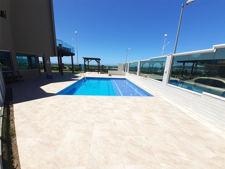 309, Apartamento 3 Dormitórios Na Quadra Mar - Pôrto Belo