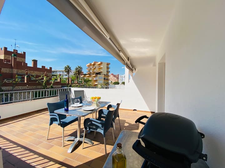 Apartamentos Aquarium.  Terraza 25 M2, Barbacoa - Roses