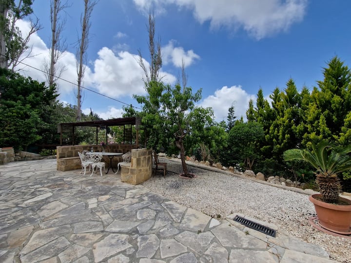 Secluded Garden Apartment - Cyprus