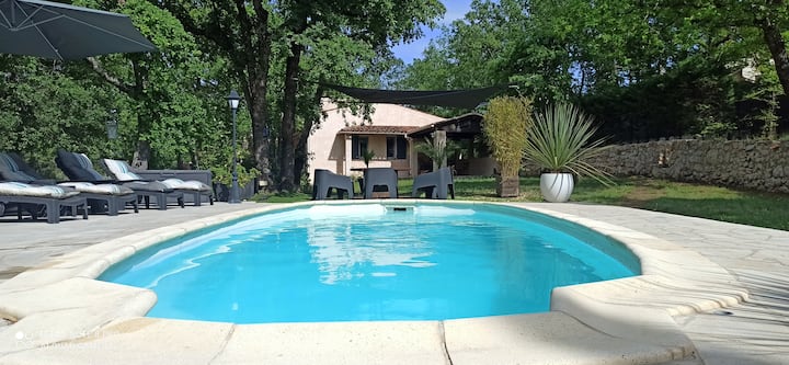 Propriété Avec Piscine Dans Un éCrin De Verdure - Fayence