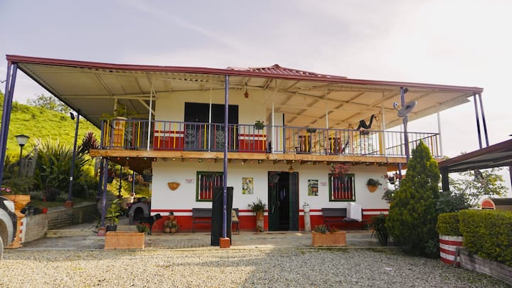 Hostel Ecológico , Finca Café Jaguar. - Silvania
