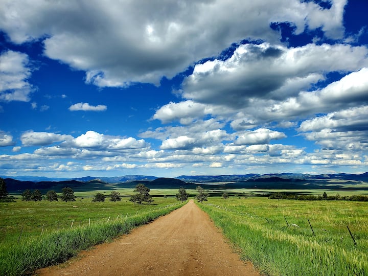 A Cabin Retreat In The Mountains - Westcliffe, CO