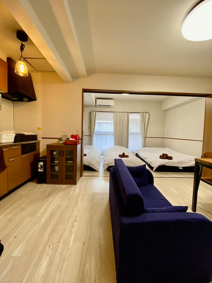 R-305  Near Peace Park.5min ,4beds, Wi-fi - 히로시마시