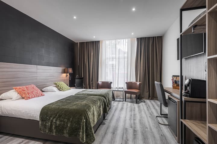Stylish Twin Room Near Rotterdam Central Station - Rotterdam