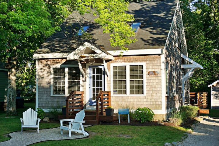 Elizabeth Islands Vacation Rentals & Homes - Gosnold, MA | Airbnb