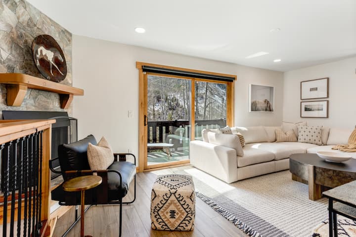 Luxury Vail 3 Bedroom Getaway - Vail, CO