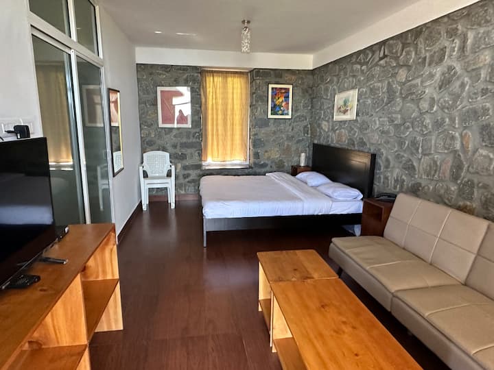 Sama Farms Deluxe Double Room - コダイカナル