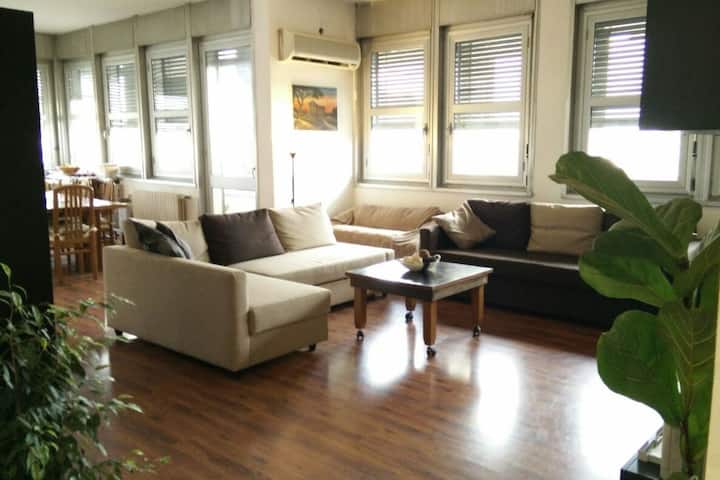 Spazioso E Confortevole Appartamento Al Centro - Catania