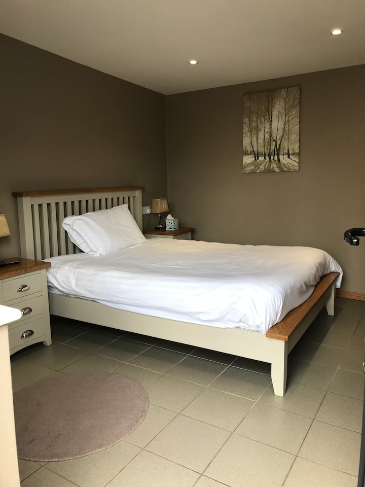 Glaslough Accomadation - Monaghan