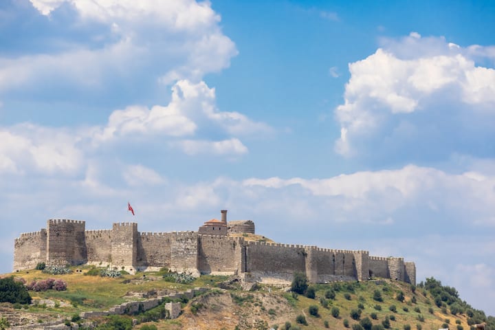 Triple Room In Selcuk Center With A City View - Şirince