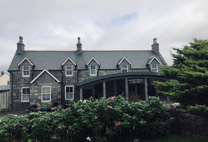 Mackay's Rooms - Lovely Boutique Hotel In Durness - Durness