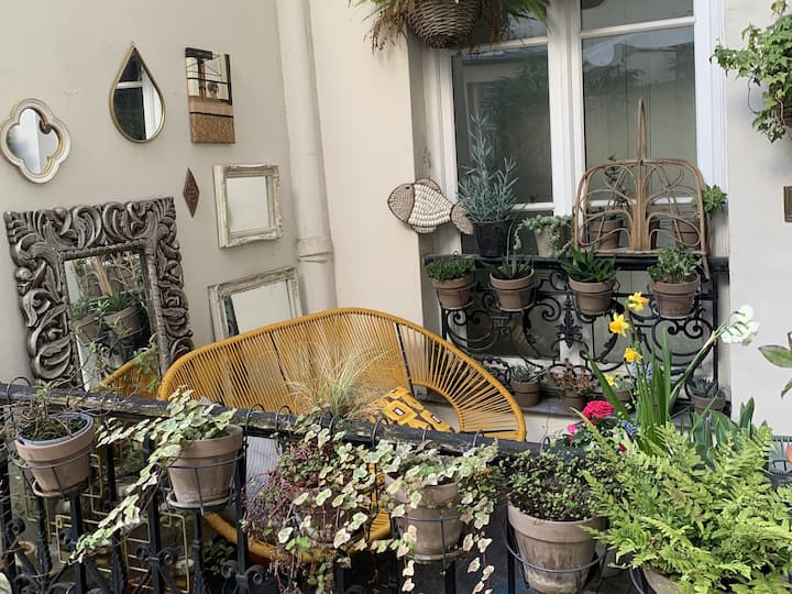 Rare. Le Charme De Paris Mais Comme à La Maison ! - Paris