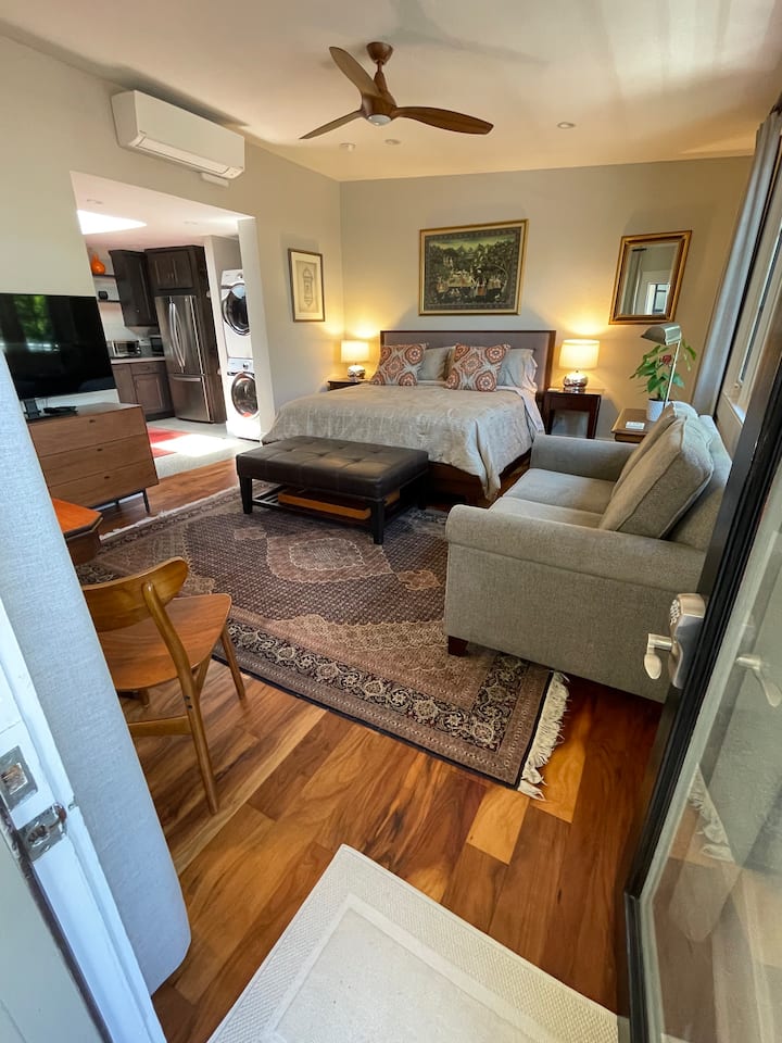 Captivating Casita In Historic Mission Hills - San Diego