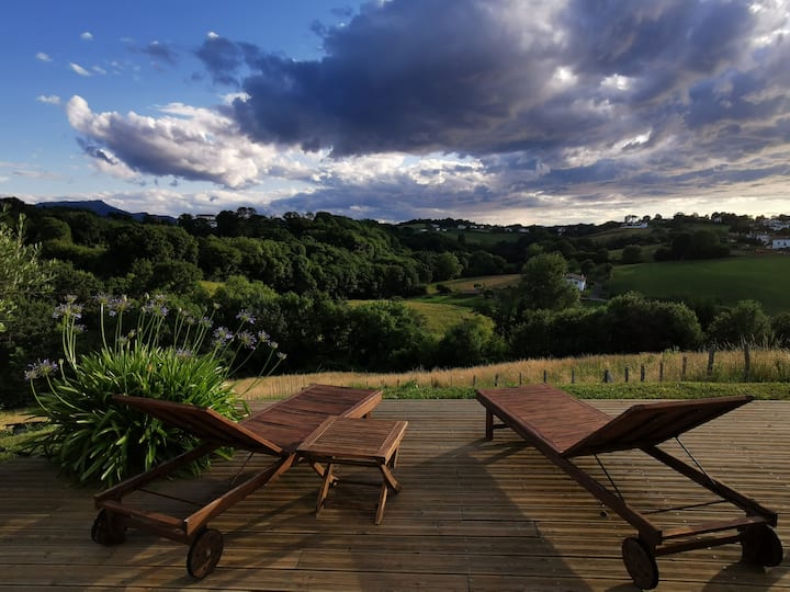Jolie Maison Avec Vue Panoramique Sur La Rhune - Ascain