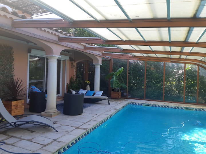 Villa Vue Mer Climatisée Avec Piscine Chauffée - Marignane