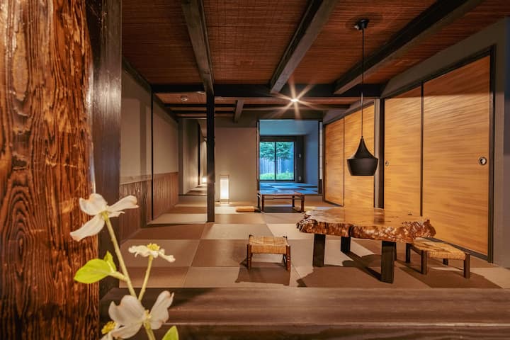 Takayama Old Town | Entire Traditional Machiya - Takayama