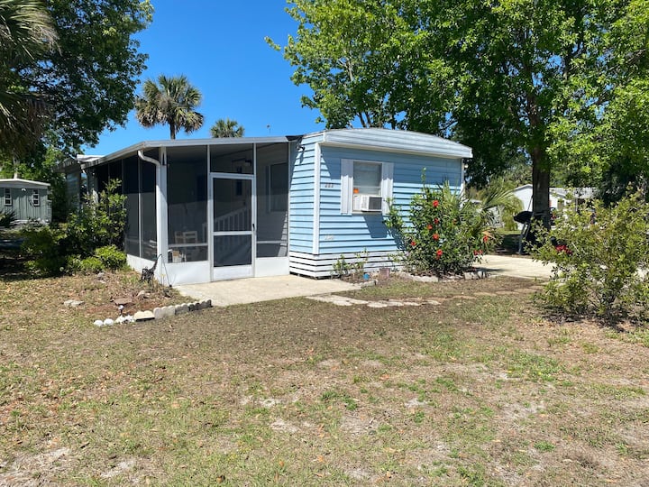 Cp Moblie Home - Daytona Beach, FL