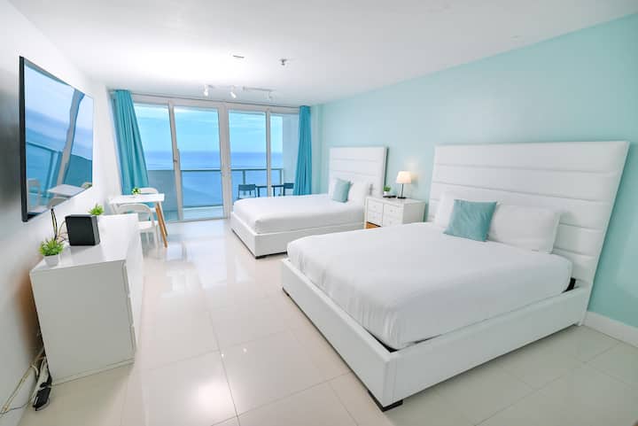 Panoramic Ocean-views Balcony |17th Floor|+parking - Miami Beach, FL