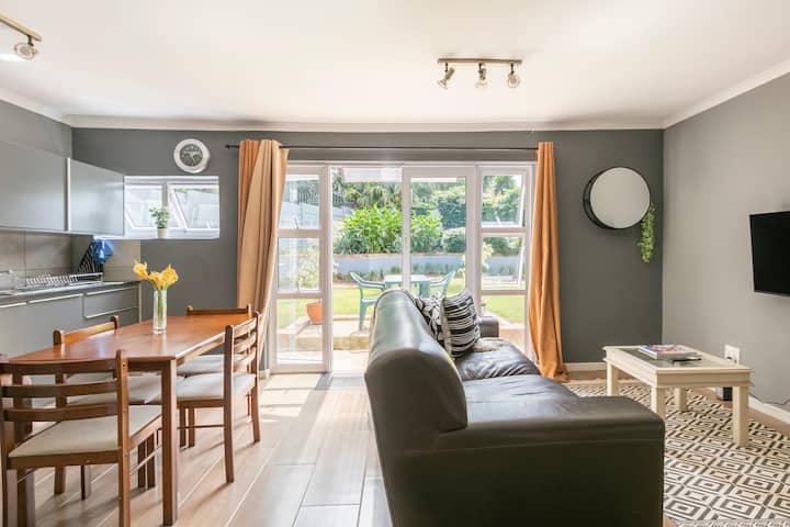 Pet-friendly Garden Cottage In Secure Suburb - Randburg