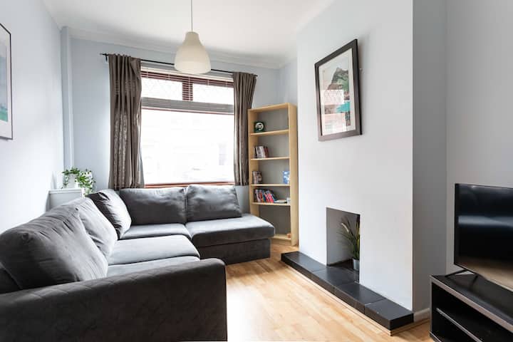 3 Bed Home - Walking Distance To City Centre - Belfast