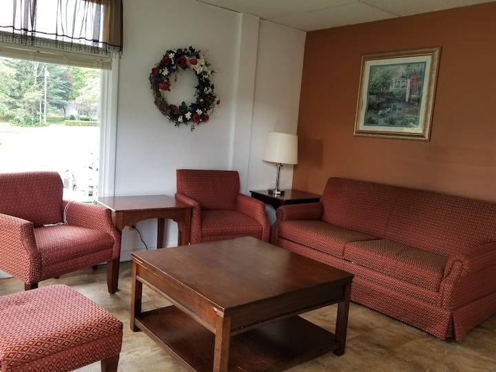 Two-bedroom Suite In The Village - Lake George, NY