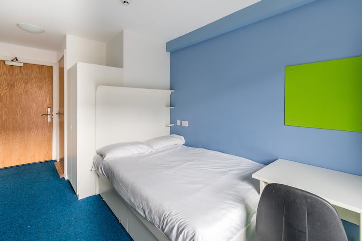 Double Ensuite Room-shrubhill Campus Accommodation - Edinburgh