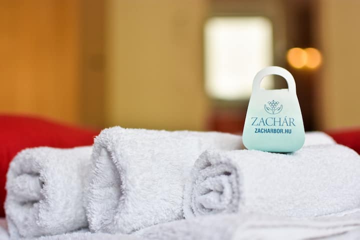 Zachár Piros Apartman - Sopron