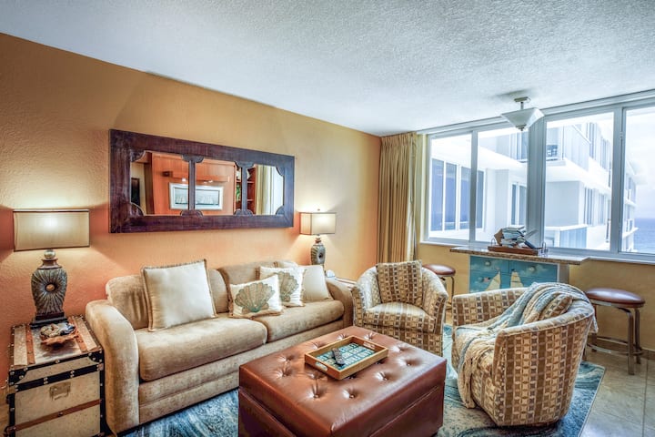 1049 Full Ocean View! Large 1 Bedroom On The Beach - Sunny Isles Beach, FL
