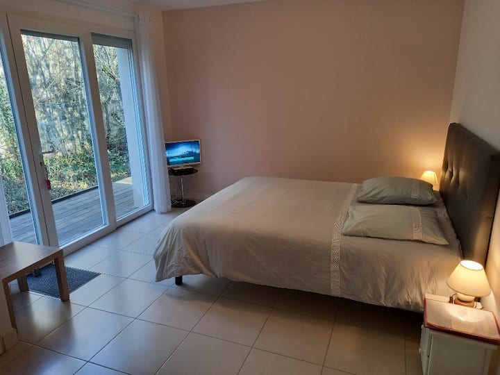 Studio Meublé Classé 4* Avec Terrasse Au Calme - Jonzac