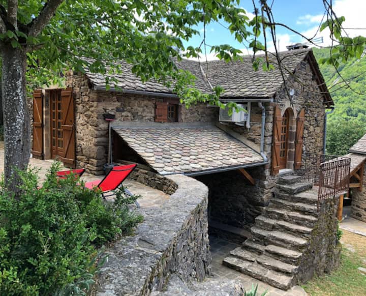 Gîte" Le Sécadou" Petit Paradis Dans Les Bois - Aveyron