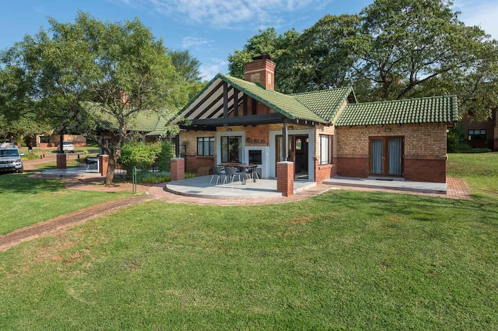 Greenway Woods 15 - Modern Cozy 2 Bedroom Chalet - White River