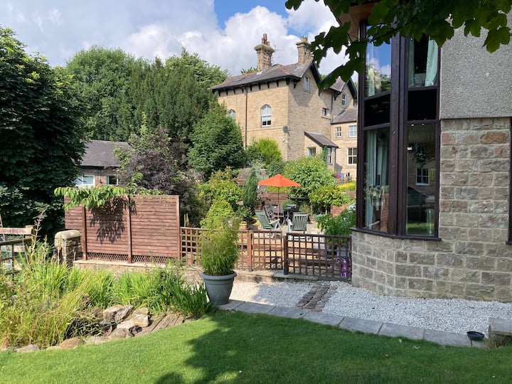 Character House With Garden In Beautiful Buxton. - Buxton